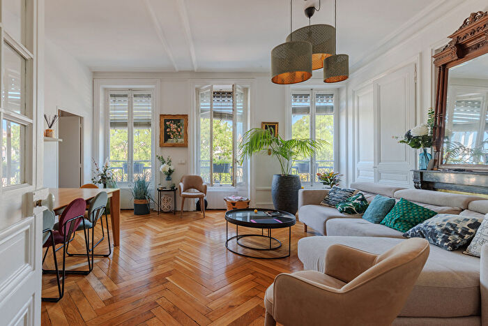 Appartement 4 pièces à Lyon 7ème, Guillotière, à vendre