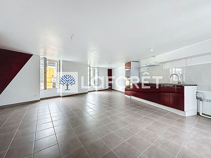 Appartement à louer - Moncoutant - 5 pièces - 2 chambres