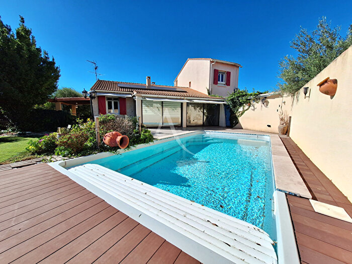 Maison à vendre - Marguerittes - 5 pièces - 3 chambres