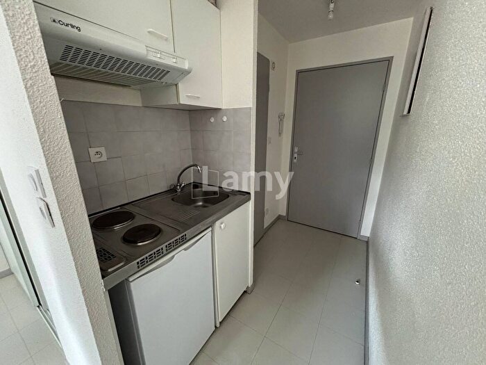 Appartement à louer - Abattoirs, Dijon - 1 pièce