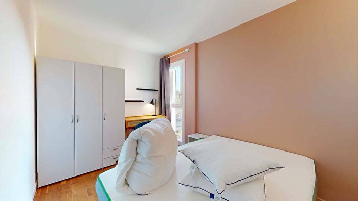 Appartement 1 pièce à Jas de Bouffan, Aix-en-Provence, à louer
