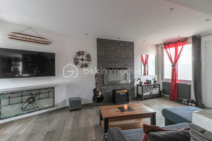 Maison 3 pièces à Vert-le-Grand, à vendre