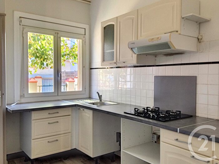 Appartement à louer - Perpignan, Saint-Gaudérique - 2 pièces - 1 chambre