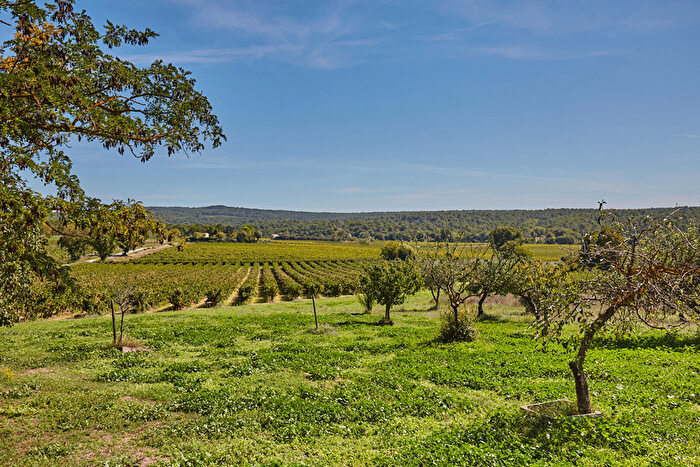 Maison à vendre - Rognes - 17 pièces - 11 chambres