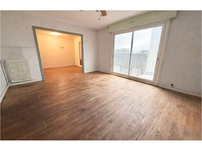 Appartement à vendre - Lorient - 4 pièces - 3 chambres