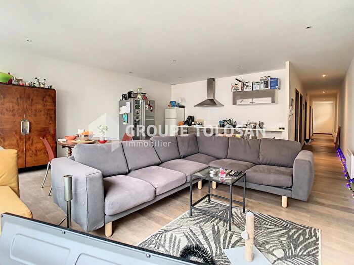 Maisons à vendre et appartements à louer - 1