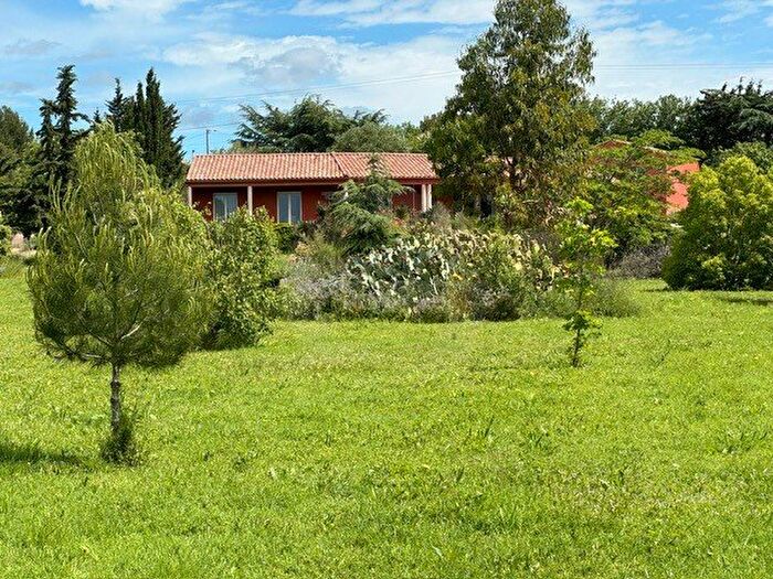 Maisons à vendre et appartements à louer - 1