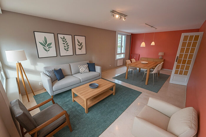 Appartement à vendre - Vienne, Estressin - 6 pièces - 4 chambres