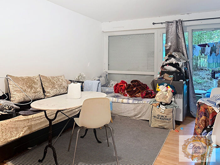 Nîmes, Route d'Avignon - Appartement 1 pièce à vendre