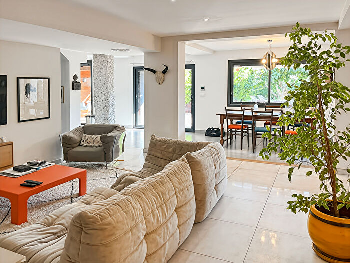 Appartement à vendre - Graveson - 5 pièces - 3 chambres