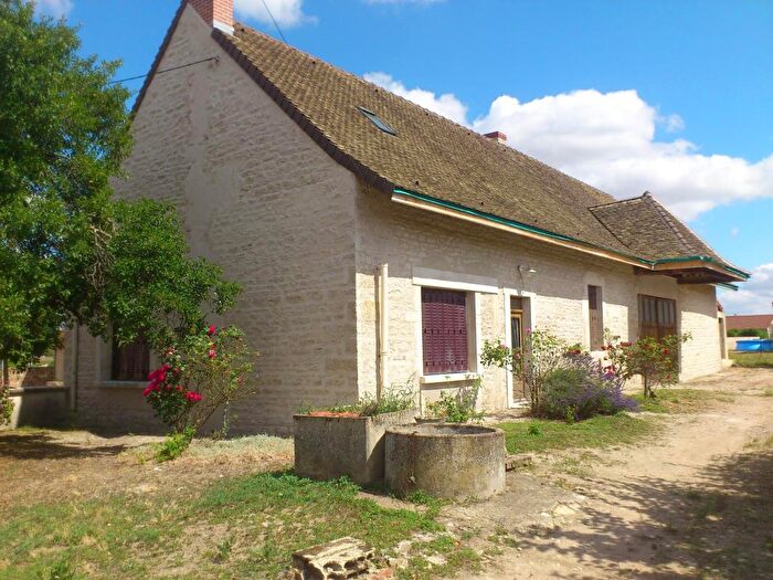 Maison à vendre - Saint-Marcel - 5 pièces - 3 chambres