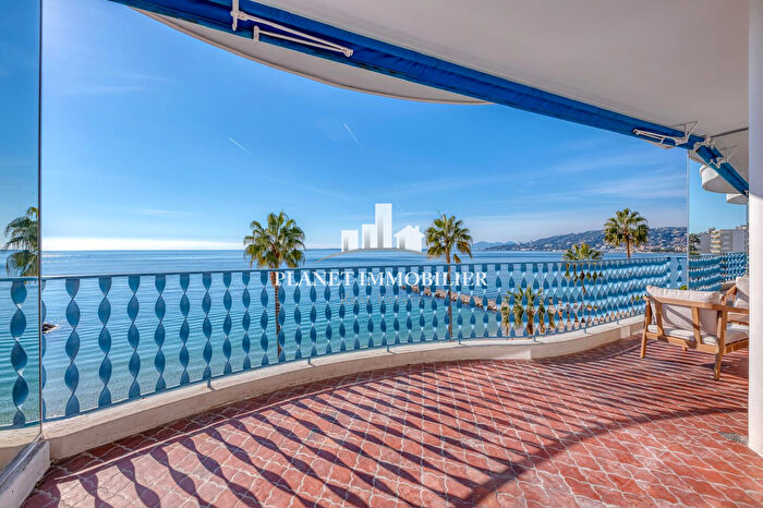 Appartement à vendre - Antibes, Juan-les-Pins, Le Cap - 3 pièces - 2 chambres