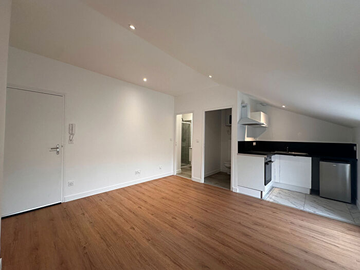 Appartement à louer - Cholet, Gambetta - 1 pièce