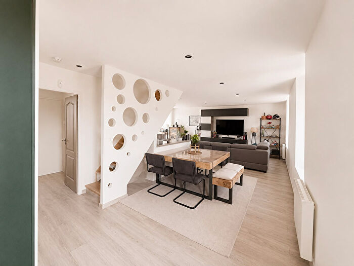 Isles-lès-Villenoy : Appartement 3 pièces à vendre