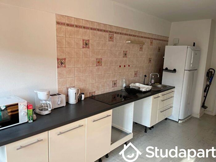 Barbâtre-Saint Remy-Verrerie, Reims - Appartement 1 pièce à louer