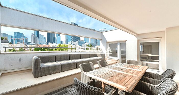 Appartement 6 pièces à Courbevoie, Faubourg de l'Arche, à vendre