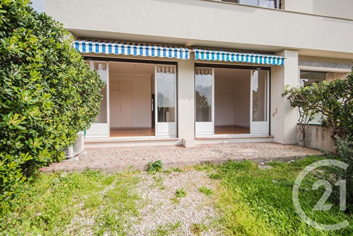 Appartement à vendre - Nice, Cimiez - 3 pièces - 2 chambres