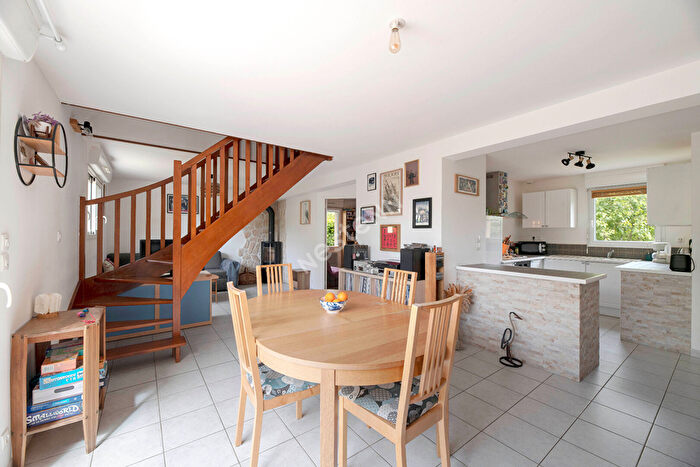 Maison 5 pièces à vendre - Cintré