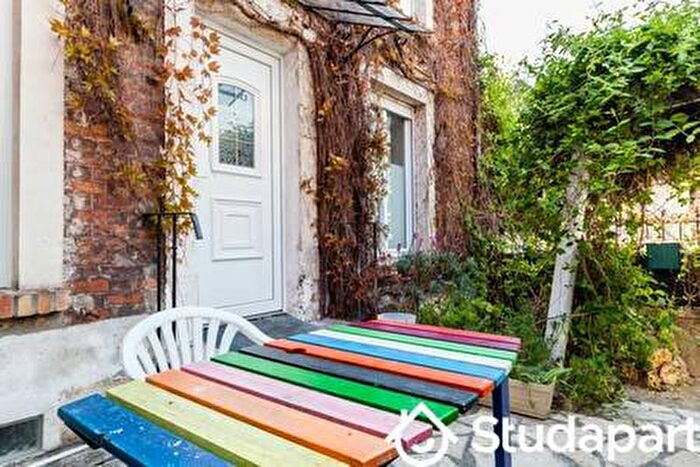 Appartement à louer - Rigollot-Roublot-Carrières, Fontenay-sous-Bois - 1 pièce - 1 chambre