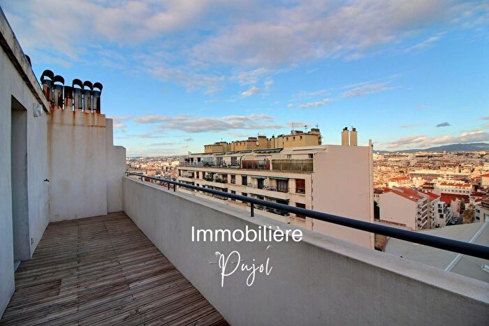 Appartement à louer - Marseille e , Vauban - 2 pièces - 1 chambre