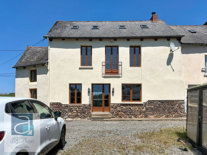 Maison 5 pièces à Lanrelas, à vendre