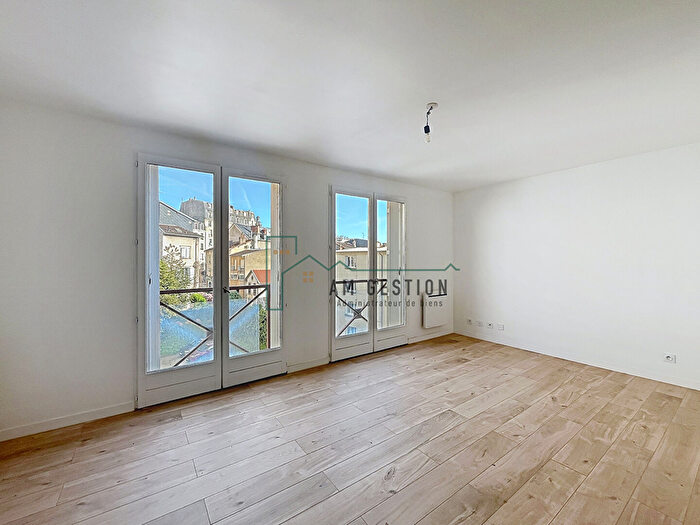 Limoges, Centre-ville, Hôtel de Ville, Emailleurs : Appartement 1 pièce à louer