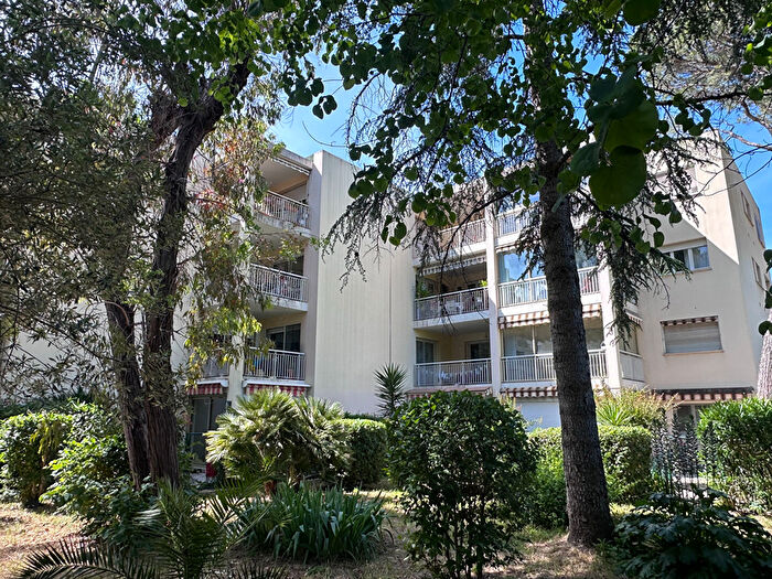 Appartement 3 pièces à Saint-Raphaël, Les Arênes, à vendre