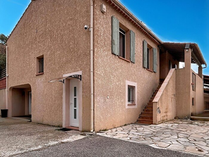 Maison à vendre - Villeneuve - 8 pièces - 6 chambres