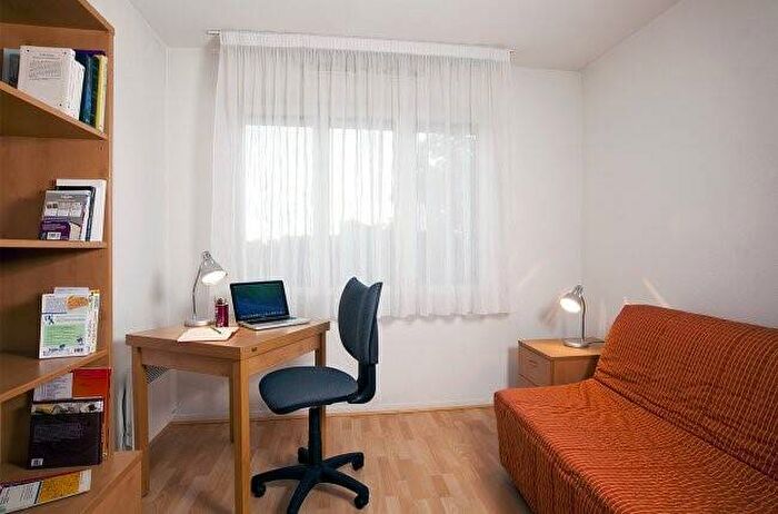 Appartement à louer - Mont Valérien, Nanterre - 1 pièce