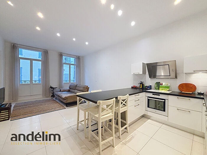 Appartement à vendre - Fréjus, Centre-ville - 3 pièces - 2 chambres