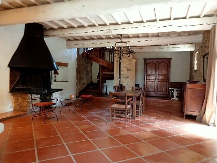 Maison à louer - Ginestas - 4 pièces - 3 chambres