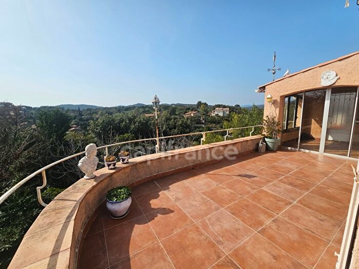 Maison 5 pièces à Saint-Raphaël, Agay, à vendre