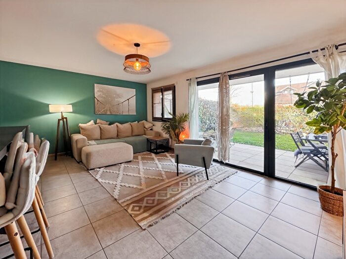 Appartement à vendre - Prévessin-Moëns - 3 pièces - 2 chambres