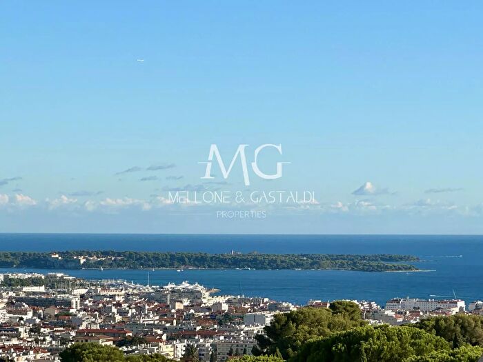 Appartement à vendre - Le Cannet, Rocheville, Colombier, Campelières - 4 pièces - 3 chambres