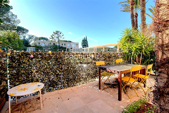 Appartement à vendre - Le Lavandou, Rousset, Four des Maures, Saint-Clair - 2 pièces - 1 chambre