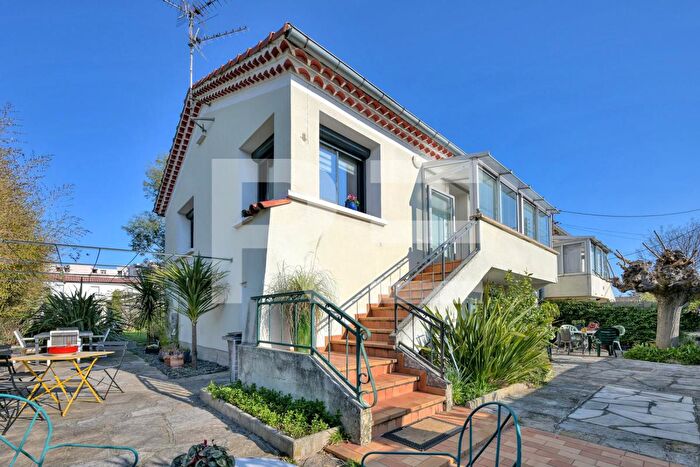 Maison à vendre - Alès, Bruèges, Croupillac, Clavières, Chantilly - 6 pièces - 4 chambres