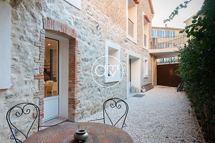 Maison à vendre - Hyères, Centre-ville - 5 pièces - 3 chambres