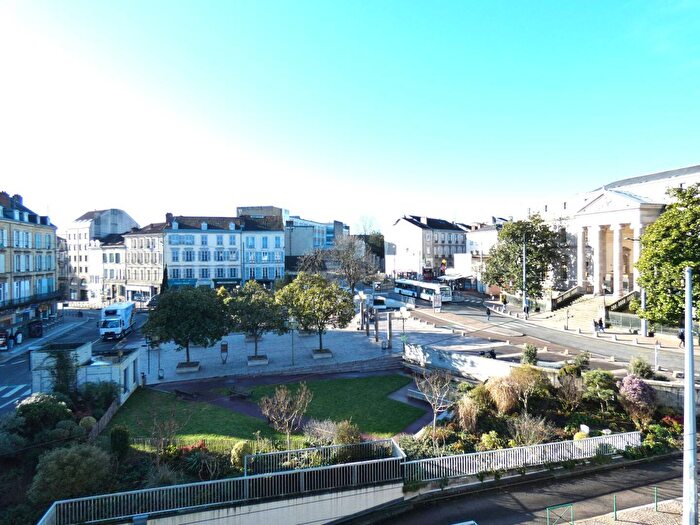 Appartement à louer - Centre-Hôtel de Ville, Limoges - 2 pièces - 1 chambre