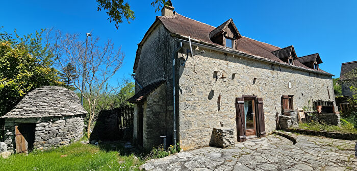 Maison 4 pièces à Saint-Jean-de-Laur, à vendre