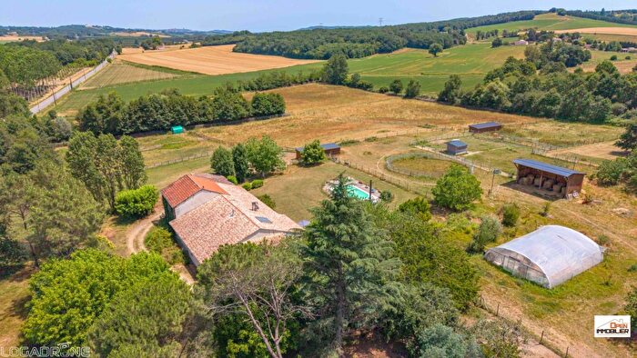 Grateloup-Saint-Gayrand : Maison 4 pièces à vendre