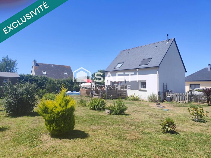 Maison 4 pièces à Saint-Derrien, à vendre