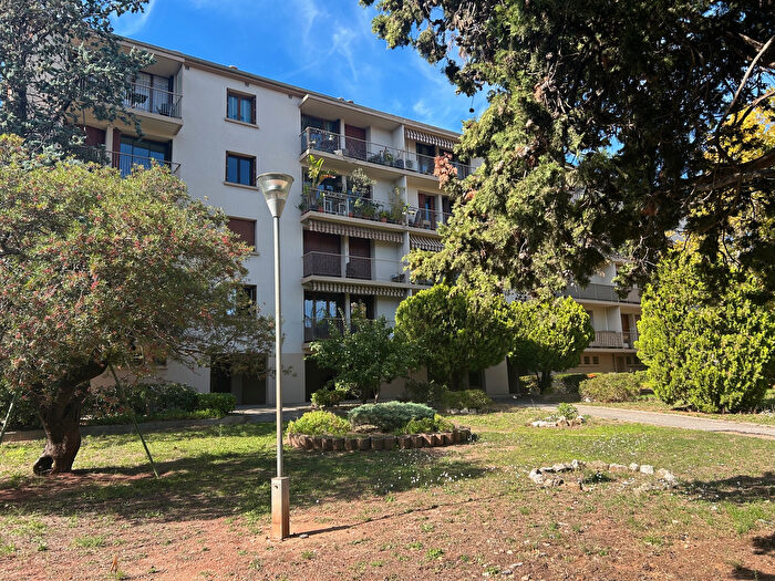 Appartement à vendre - Toulon, La Serinette, La Barre - 3 pièces - 2 chambres