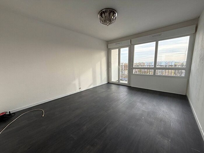 Appartement à louer - La MadeleineCollège Russelsheim, Évreux - 5 pièces - 4 chambres