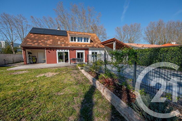 Maison à vendre - Saint-Médard-en-Jalles, Corbiac, Gajac, Magudas - 7 pièces - 5 chambres