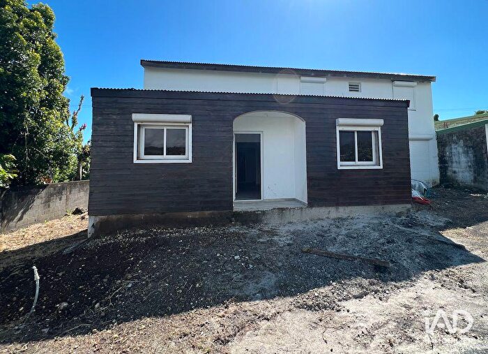 Maison à vendre - Capesterre-Belle-Eau - 5 pièces - 4 chambres