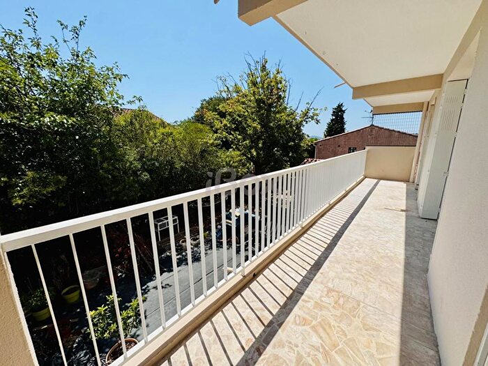 Toulon, Valbourdin : Appartement 5 pièces à louer