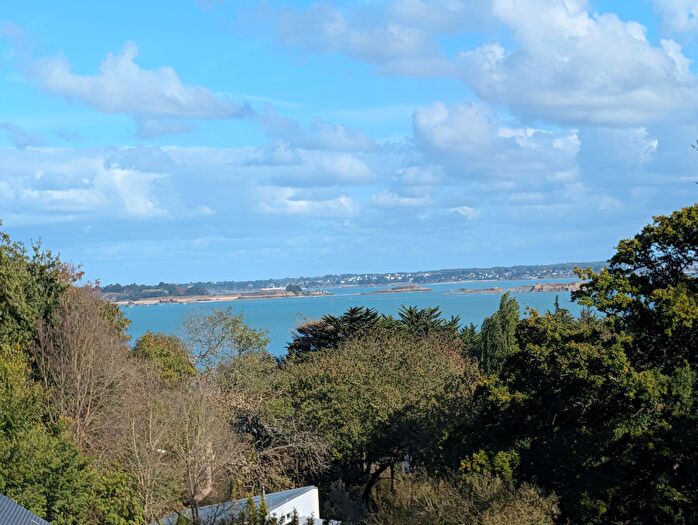 Saint-Cast-le-Guildo : Maison 5 pièces à vendre
