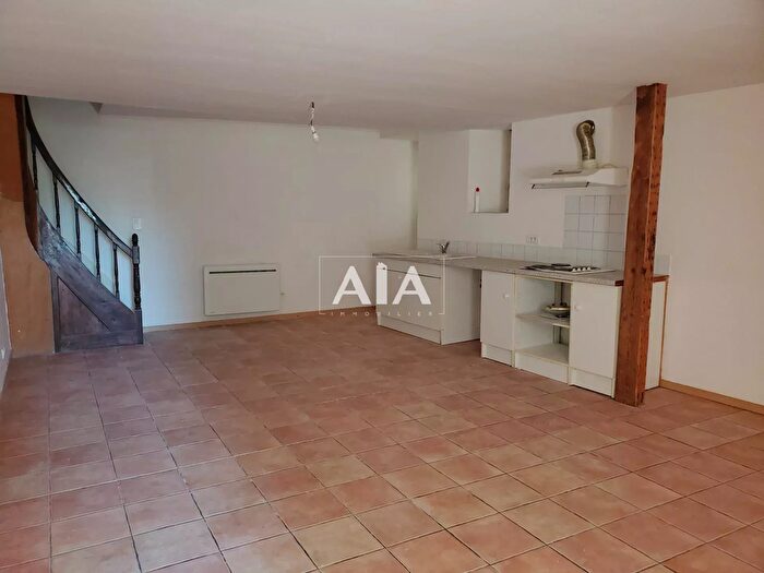 Maison à vendre - Ruffec - 4 pièces - 3 chambres