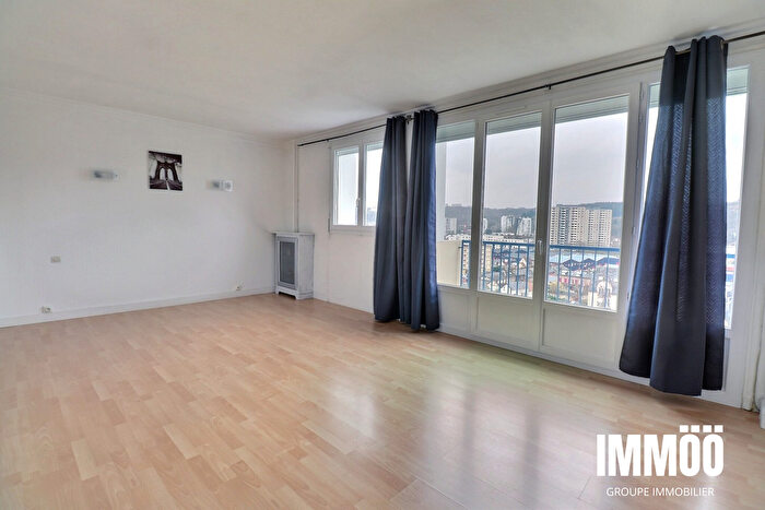 Appartement 4 pièces à vendre à Notre-Dame-de-Bondeville
