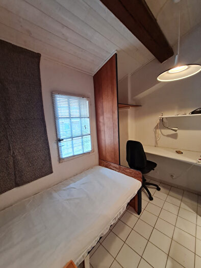 Appartement à louer - Aix-en-Provence, Centre-ville - 1 pièce